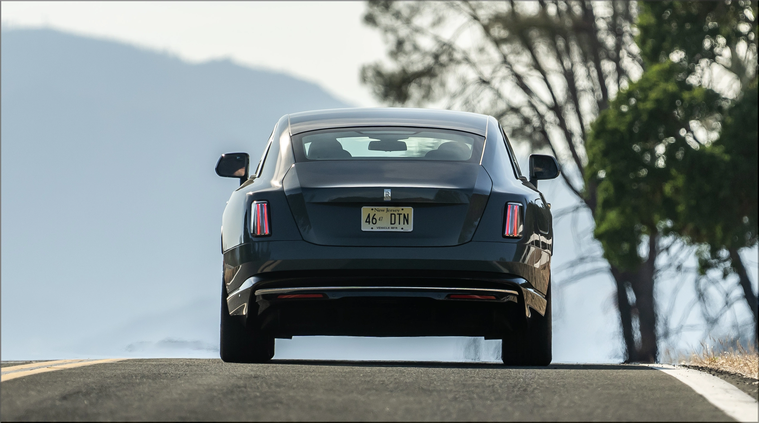 Spectre: The Rolls-Royce Electric Super Coupé That Ushers in a New Era ...