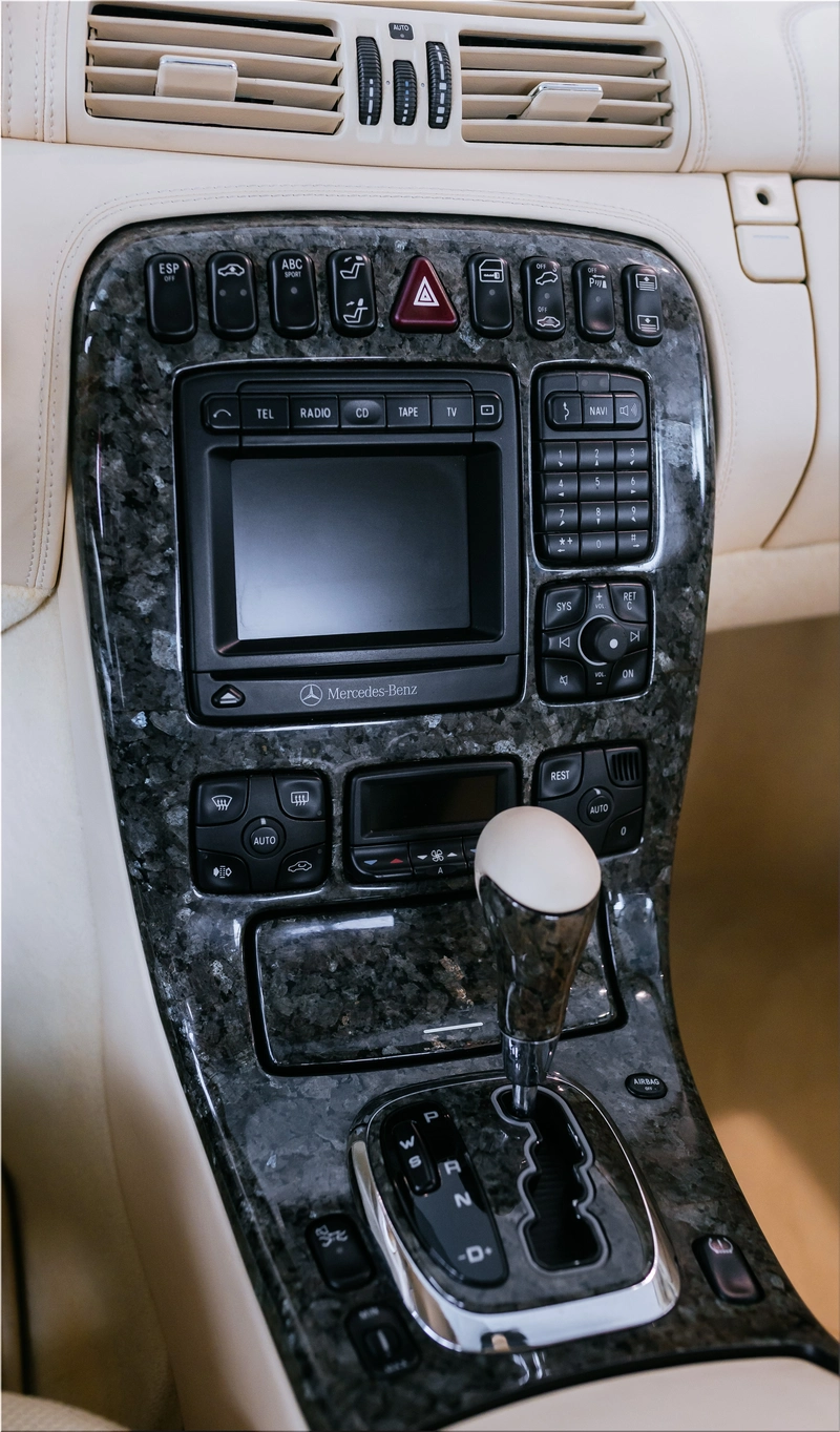 Mercedes-Benz CL 600 (1999): V12 Power and Active Body Control | Panorica