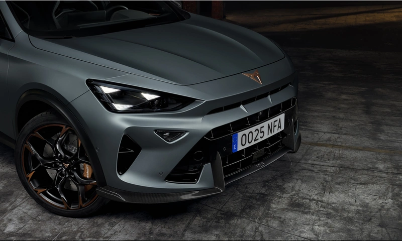 five cylinder engine | Panorica